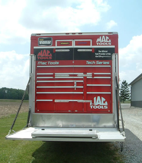 DISNEY-WORLD-MAC-TRUCK - DNJ Truck Upfitting